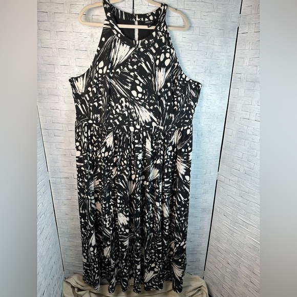 torrid | Dresses | Torrid Halter Black White Maxi Dress Modern Evening ...
